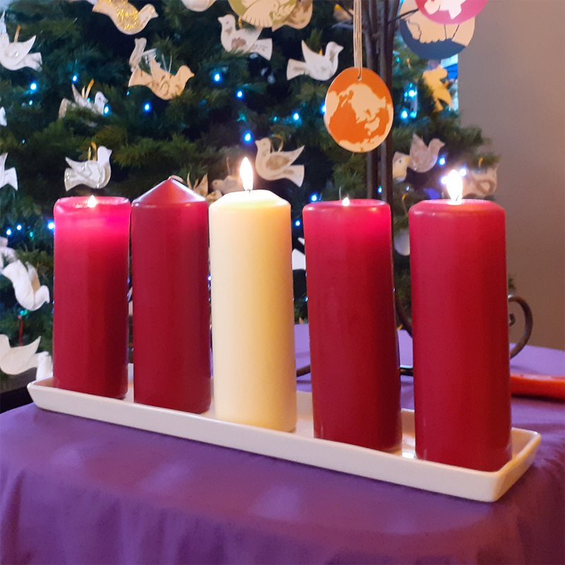 Unlit Advent Candles - Methodist Church