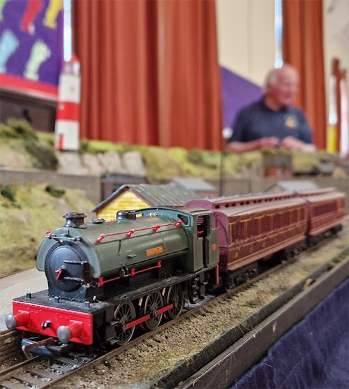 Railways at Romiley - Methodist Church